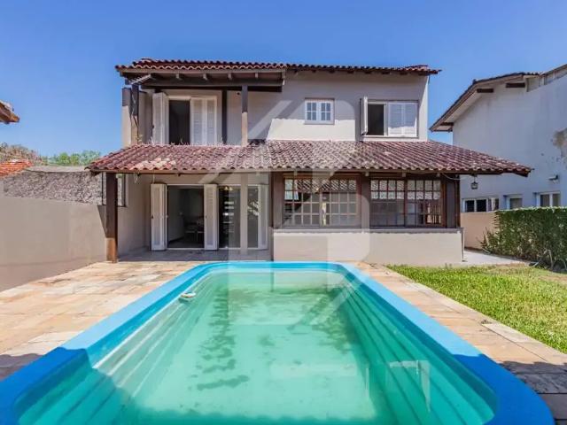 Casa / Sobrado para Locação em Porto Alegre/RS Serraria 4 Quartos