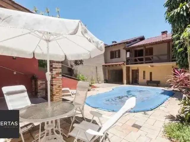 Casa / Sobrado para Locação em Porto Alegre/RS Parque Santa Fé 4 Quartos