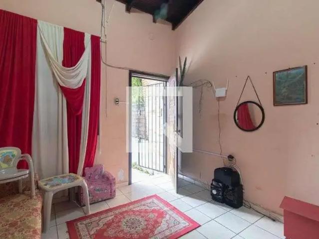 Casa / Sobrado para Locação em Porto Alegre/RS Partenon 2 Quartos
