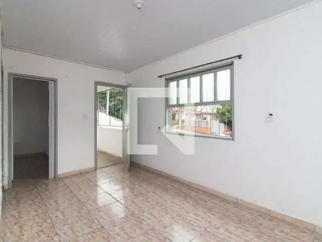 Casa / Sobrado para Locação em Porto Alegre/RS Partenon 2 Quartos