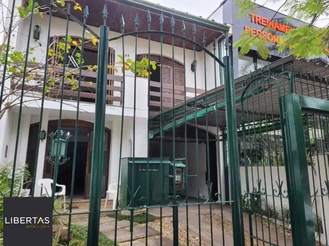 Casa / Sobrado para Locação em Porto Alegre/RS Petrópolis 5 Quartos