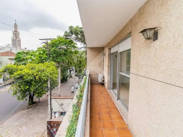 Casa / Sobrado para Locação em Porto Alegre/RS Petrópolis 3 Quartos