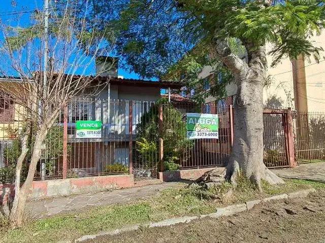 Casa / Sobrado para Locação em Porto Alegre/RS Rubem Berta 3 Quartos