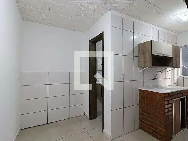 Casa / Sobrado para Locação em Porto Alegre/RS Rubem Berta 1 Quartos