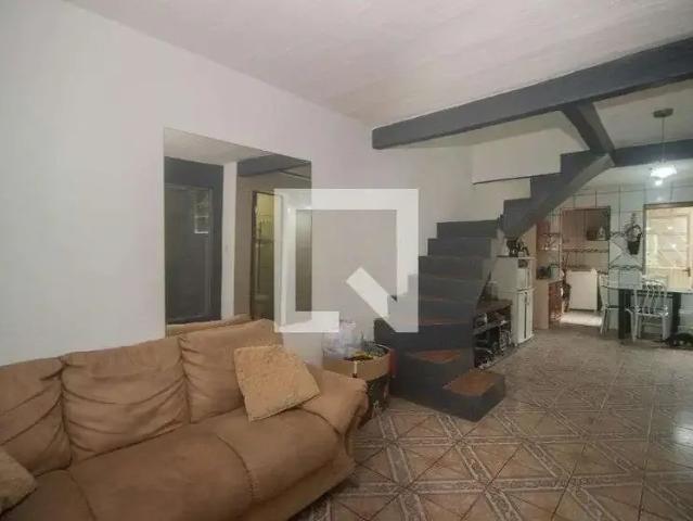 Casa / Sobrado para Locação em Porto Alegre/RS Rubem Berta 2 Quartos