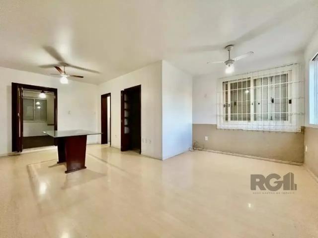 Casa / Sobrado para Locação em Porto Alegre/RS Teresópolis 3 Quartos
