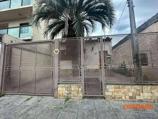 Casa / Sobrado para Locação em Porto Alegre/RS Tristeza 3 Quartos