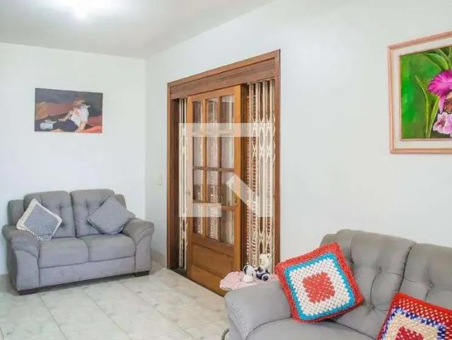 Casa / Sobrado para Locação em Porto Alegre/RS Tristeza 3 Quartos