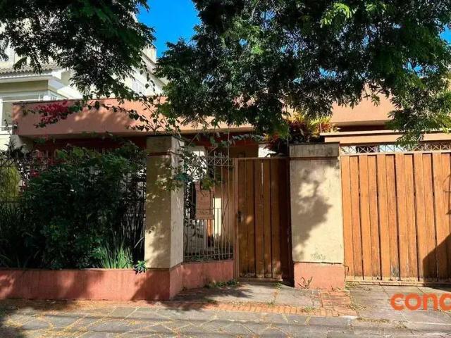 Casa / Sobrado para Locação em Porto Alegre/RS Tristeza 5 Quartos
