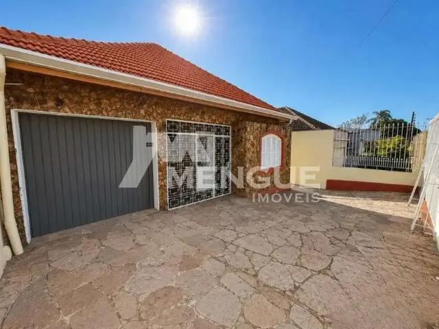 Casa / Sobrado para Locação em Porto Alegre/RS Vila Ipiranga 4 Quartos