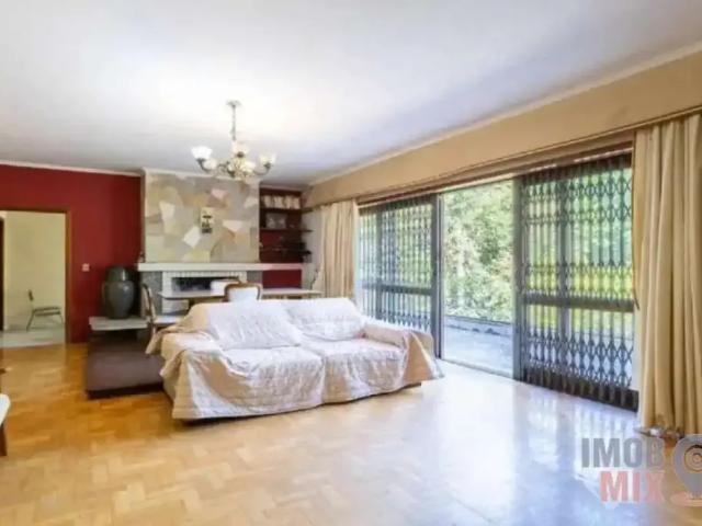 Casa / Sobrado para Locação em Porto Alegre/RS Vila Ipiranga 3 Quartos