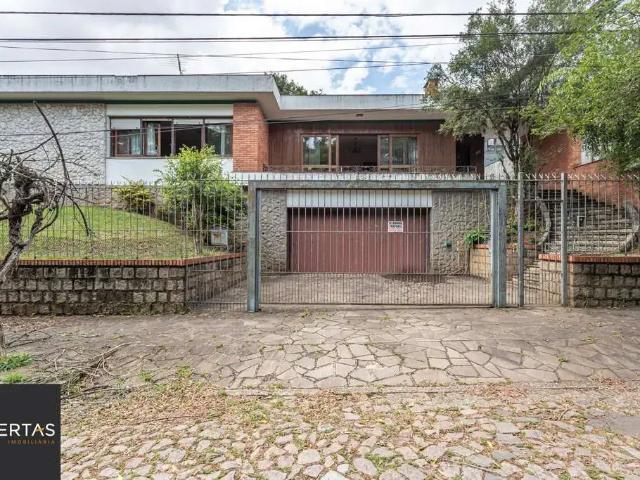 Casa / Sobrado para Locação em Porto Alegre/RS Vila Ipiranga 3 Quartos