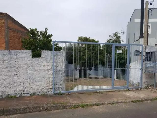 Casa / Sobrado para Locação em Porto Alegre/RS Vila Nova 2 Quartos