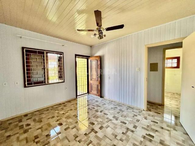 Casa / Sobrado para Locação em Porto Alegre/RS Vila Nova 3 Quartos