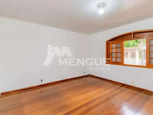 Casa / Sobrado para Locação em Porto Alegre/RS Vila São José 2 Quartos