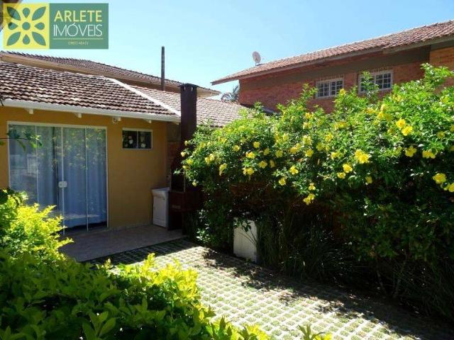 Casa / Sobrado para Locação em Porto Belo/SC Centro 1 Quartos