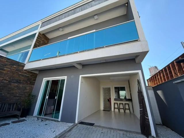 Casa / Sobrado para Locação em Porto Belo/SC Vila Nova 3 Quartos
