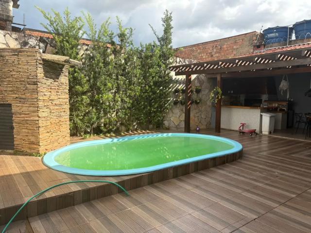 Casa / Sobrado para Locação em Porto Velho/RO Flodoaldo Pontes Pinto 3 Quartos