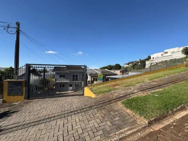 Casa / Sobrado para Locação em Pato Branco/PR Menino Deus 3 Quartos
