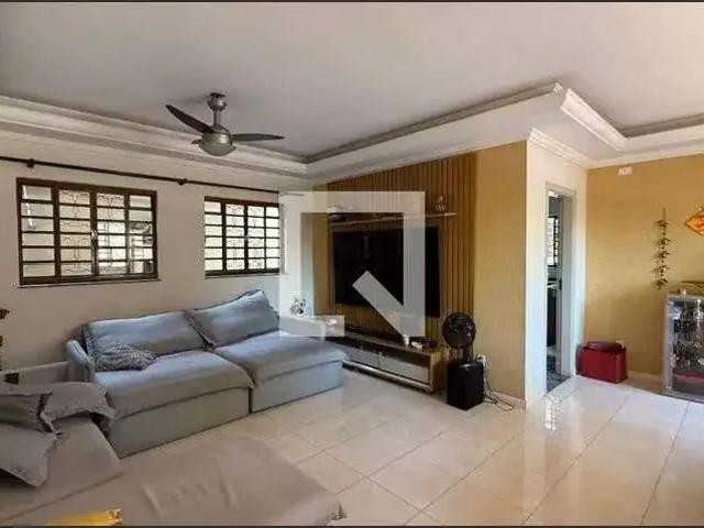 Casa / Sobrado para Locação em Paulínia/SP Jardim America 3 Quartos