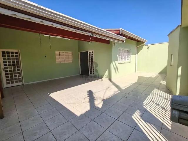 Casa / Sobrado para Locação em Paulínia/SP Jardim Planalto 3 Quartos