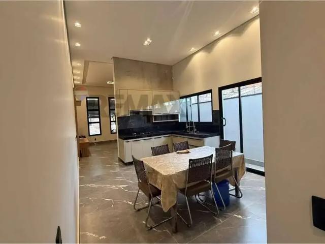Casa / Sobrado para Locação em Paulínia/SP Parque Bom Retiro 2 Quartos