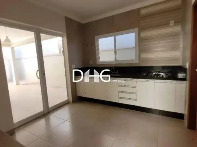 Casa / Sobrado para Locação em Paulínia/SP Parque Brasil 500 3 Quartos