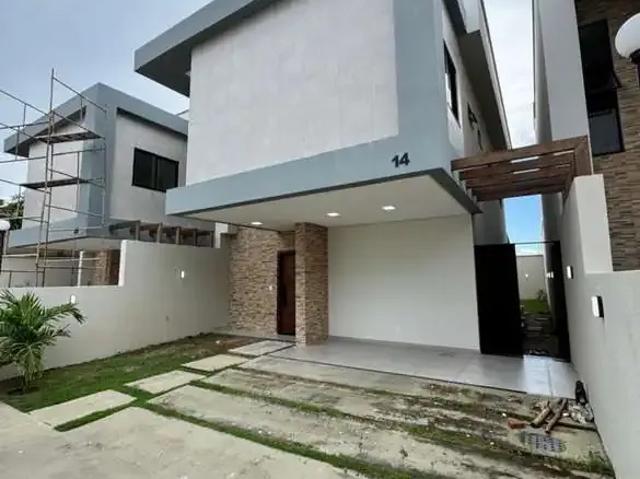 Casa / Sobrado para Locação em Paço do Lumiar/MA Centro 4 Quartos