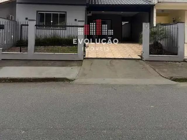 Casa / Sobrado para Locação em Palhoça/SC Bela Vista 3 Quartos