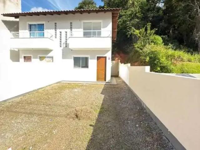 Casa / Sobrado para Locação em Palhoça/SC Bela Vista 2 Quartos
