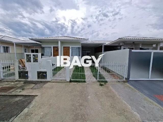 Casa / Sobrado para Locação em Palhoça/SC Caminho Novo 2 Quartos