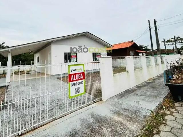 Casa / Sobrado para Locação em Palhoça/SC Centro 2 Quartos