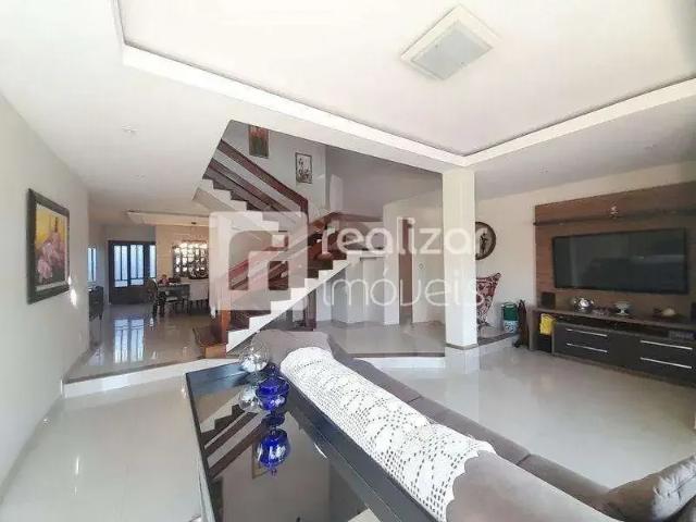 Casa / Sobrado para Locação em Palhoça/SC Centro 3 Quartos