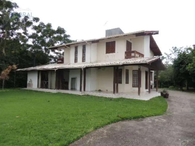 Casa / Sobrado para Locação em Palhoça/SC Centro 3 Quartos