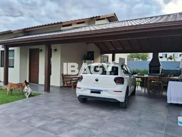 Casa / Sobrado para Locação em Palhoça/SC Guarda do Cubatão 2 Quartos