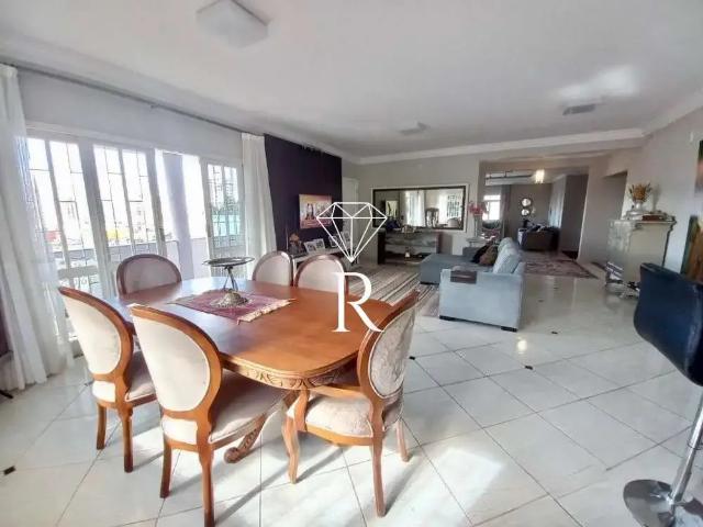 Casa / Sobrado para Locação em Palhoça/SC Pagani 4 Quartos