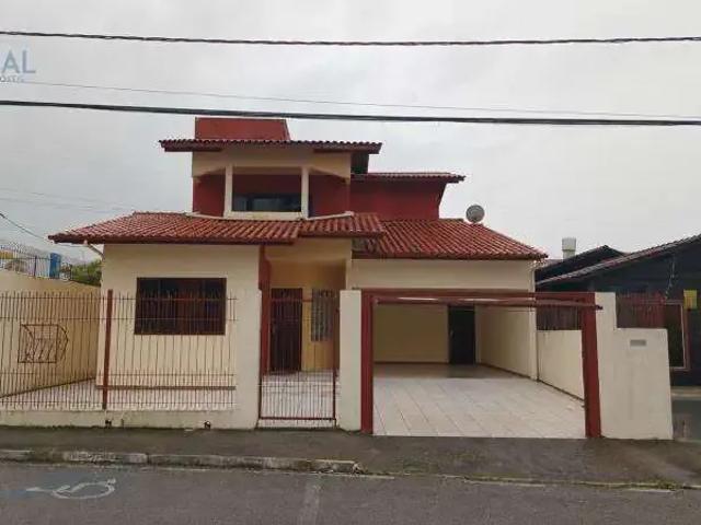 Casa / Sobrado para Locação em Palhoça/SC Passa Vinte 4 Quartos