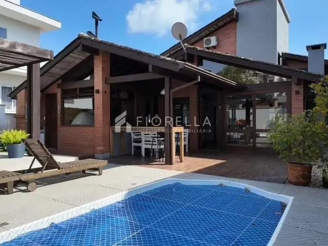 Casa / Sobrado para Locação em Palhoça/SC Pedra Branca 3 Quartos