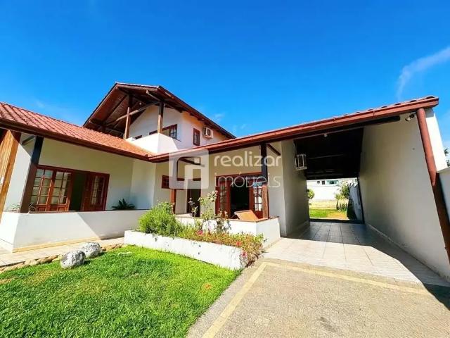 Casa / Sobrado para Locação em Palhoça/SC Pedra Branca 3 Quartos