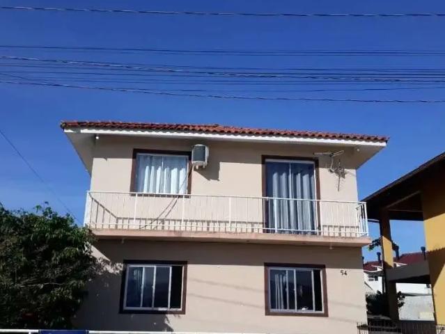 Casa / Sobrado para Locação em Palhoça/SC Ponta do Papagaio 2 Quartos