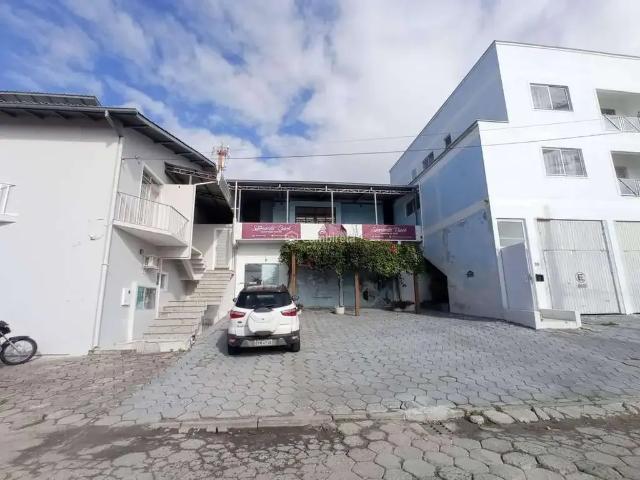 Casa / Sobrado para Locação em Palhoça/SC Ponte do Imaruim 2 Quartos