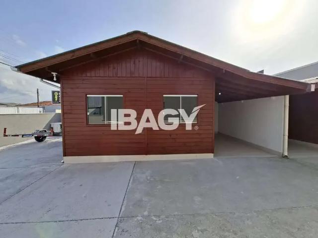 Casa / Sobrado para Locação em Palhoça/SC Rio Grande 2 Quartos