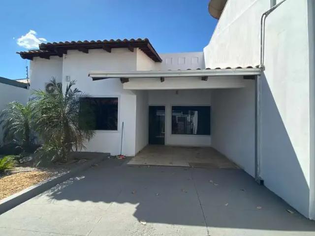 Casa / Sobrado para Locação em Palmas/TO Plano Diretor Sul 3 Quartos