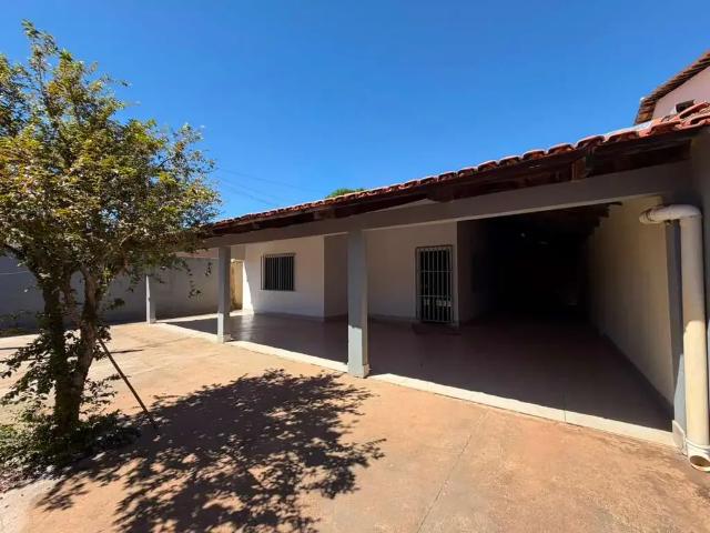 Casa / Sobrado para Locação em Palmas/TO Plano Diretor Sul 3 Quartos