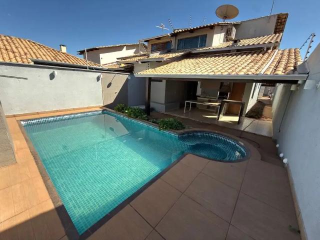 Casa / Sobrado para Locação em Palmas/TO Plano Diretor Sul 3 Quartos