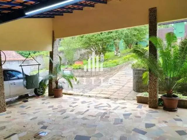 Casa / Sobrado para Locação em Petrópolis/RJ Nogueira 3 Quartos