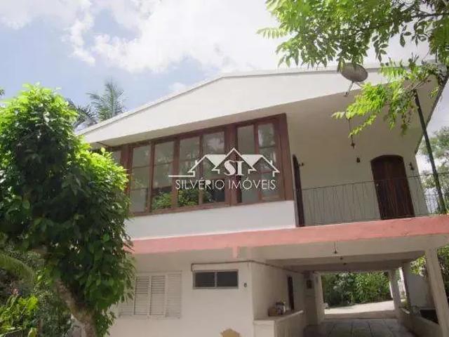 Casa / Sobrado para Locação em Petrópolis/RJ Araras 5 Quartos