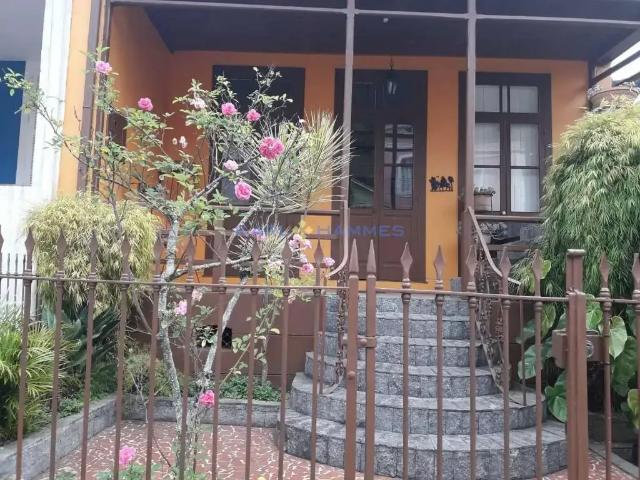Casa / Sobrado para Locação em Petrópolis/RJ Centro 5 Quartos