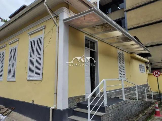 Casa / Sobrado para Locação em Petrópolis/RJ Centro 2 Quartos
