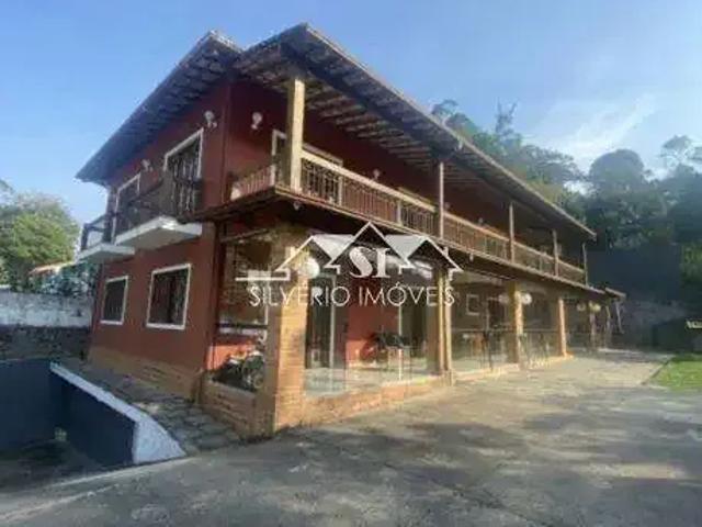 Casa / Sobrado para Locação em Petrópolis/RJ Coronel Veiga 6 Quartos